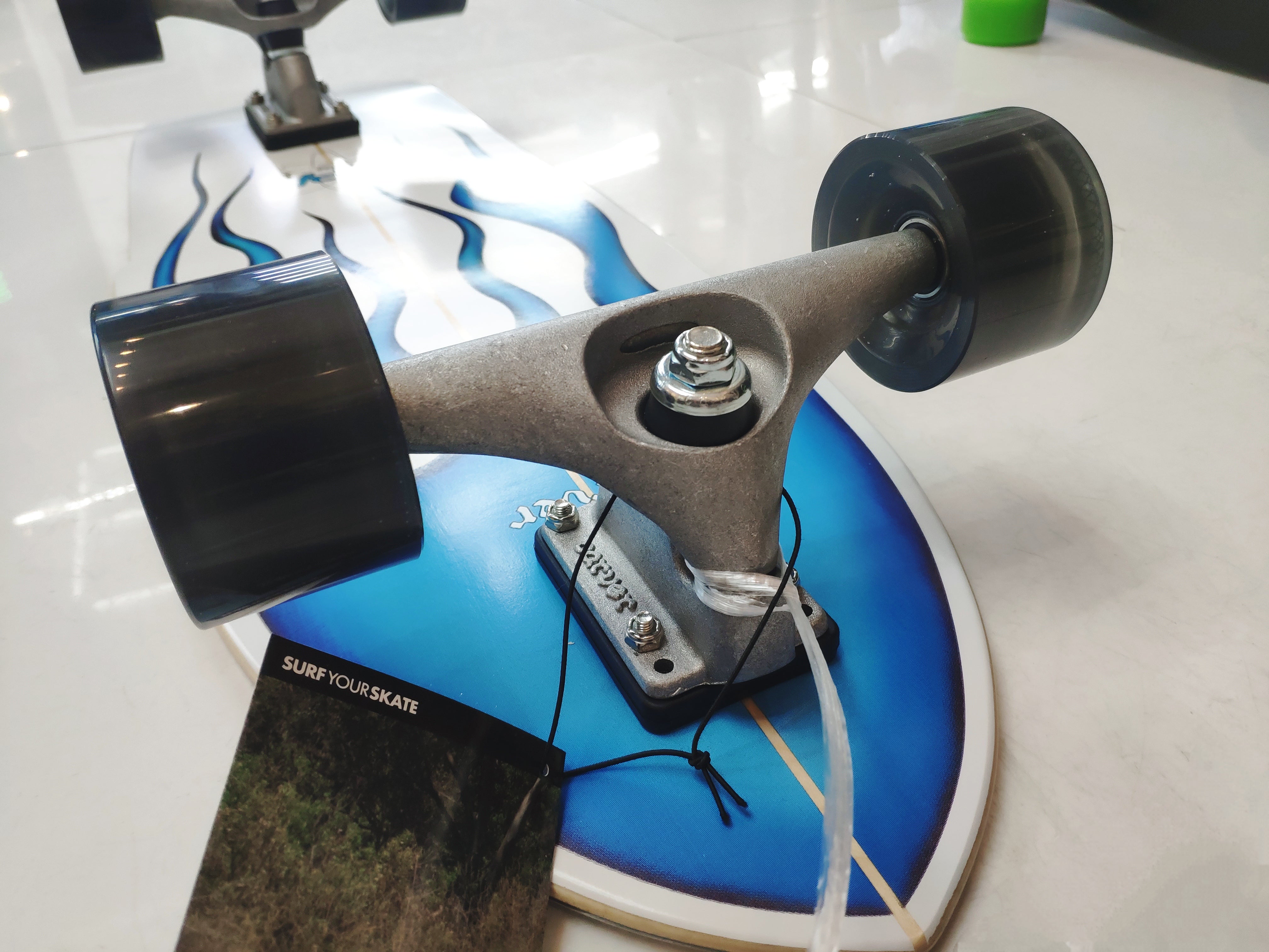 Skateboards Simulador de Surf Longboard Carver AIPA Hawaii – OLDISCOOL